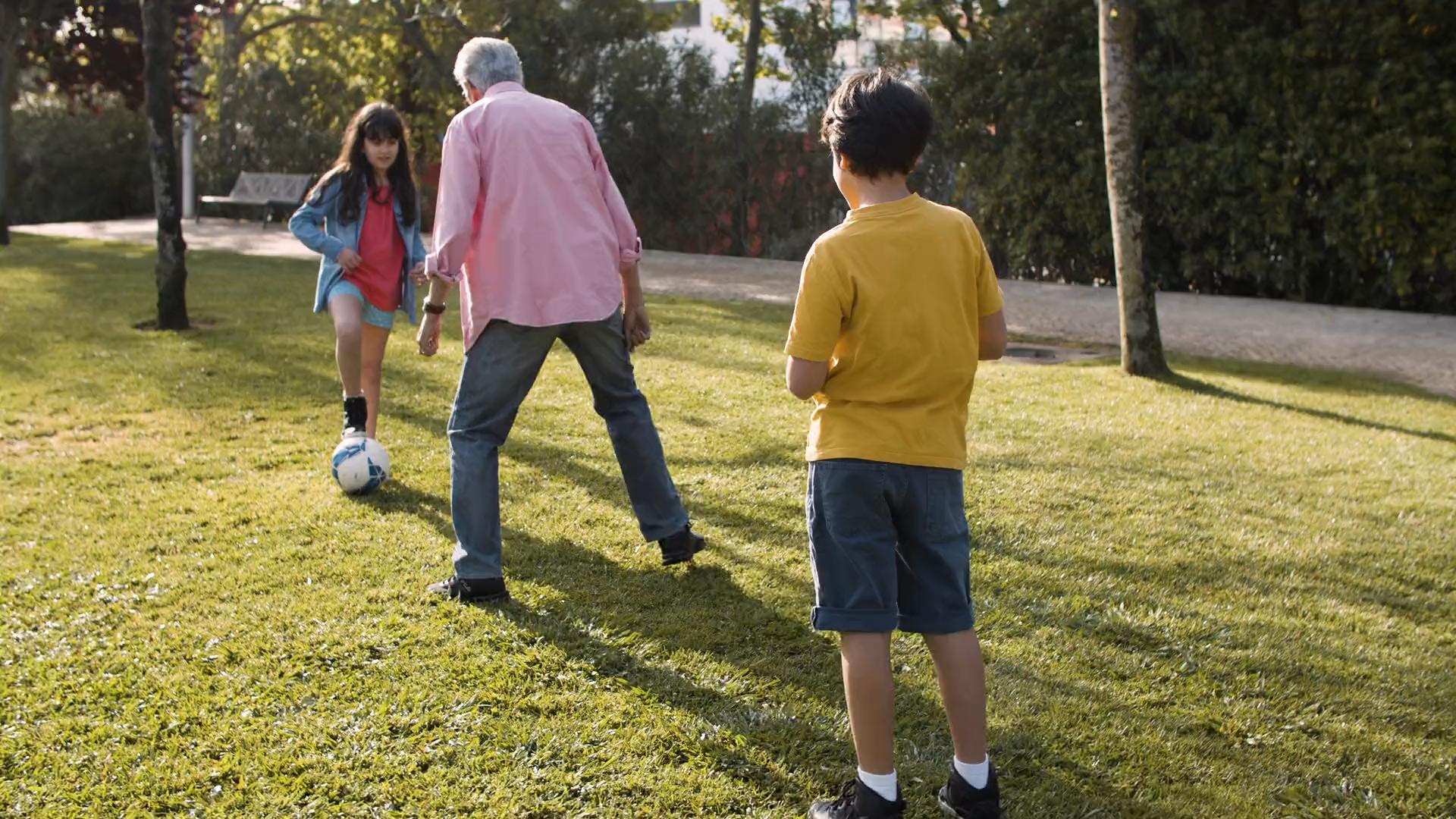 Top Orthopedic Surgeon in Chevy Chase | Dr. Siram